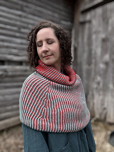 Ravelry: Stormsinger Shoulder Cozy pattern by Kelly McClure
