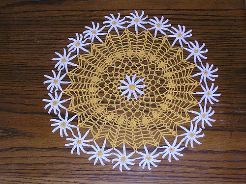 Ravelry: Daisy Doily #6402 pattern by American Thread Company