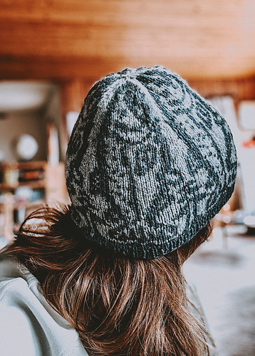 Ravelry: King Salmon hat pattern by Caitlin Hunter