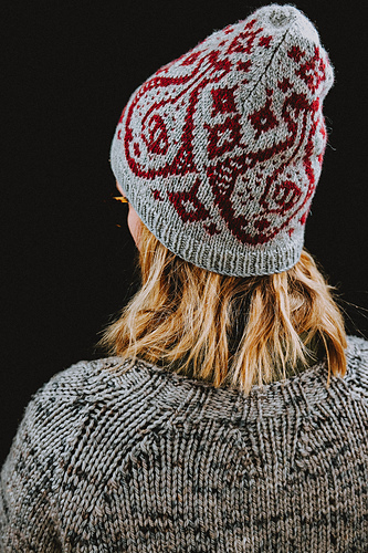 Made my Phish Phan Phriend a Halibut hat for Christmas! : r/knitting