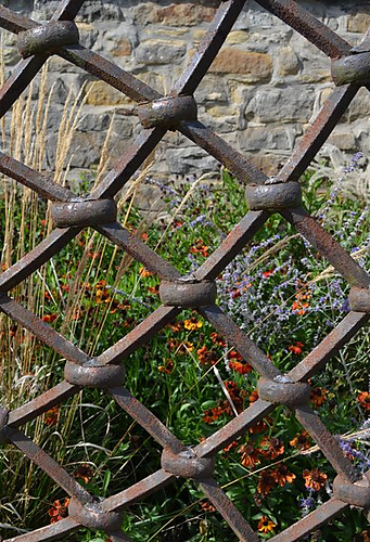 Ravelry: Eisern pattern by General Hogbuffer