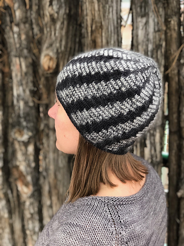 Ravelry: Chalkduster pattern by Alyssa Latuchie