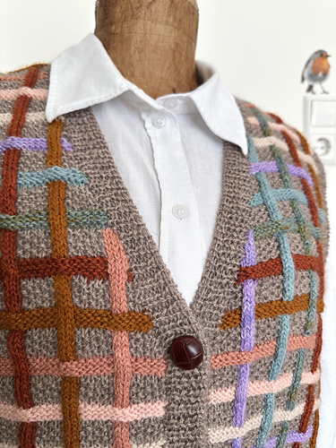 Ravelry: Old School Woven Vest pattern by Nancy Marchant