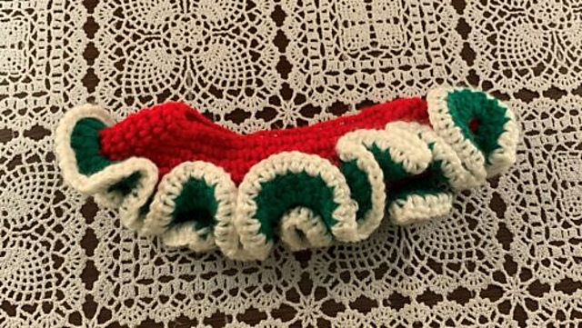 Ravelry: Scrunchie Dog Collar pattern by Becky Corwin-Adams