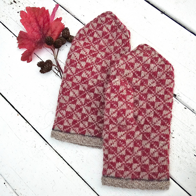 Ravelry: Daabloe pattern by Erika Nordvall Falck