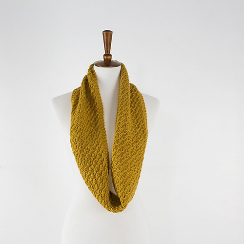 Ravelry: Cowl : Dignity, Mustard pattern by Brome Fields Ravelry: Cowl : Dignity, Mustard pattern by Brome Fields