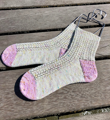 Ravelry: Promenade Socks pattern by Kay F Jones