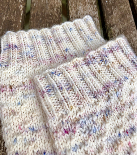 Ravelry: Peter Socks pattern by Kay F Jones