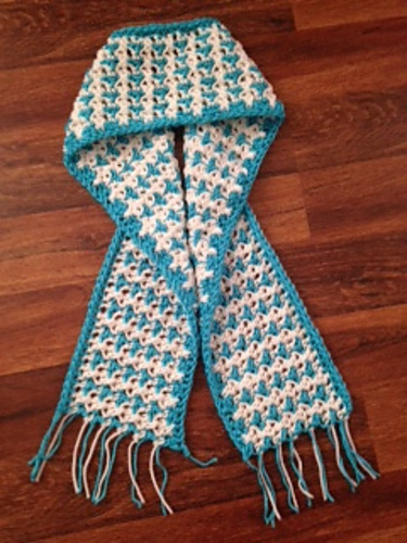 Ravelry: Birds of a Feather Scarf pattern by Meladoras Creations