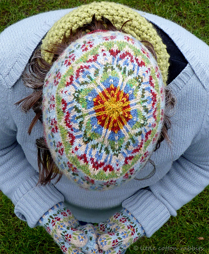 Ravelry: Peerie Flooers pattern by Kate Davies Designs