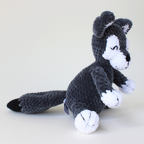 Ravelry: Amigurumi Wolf Plushie pattern by bunnymoonHU