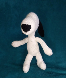 Ravelry: Snoopy the dog pattern by knitnunique