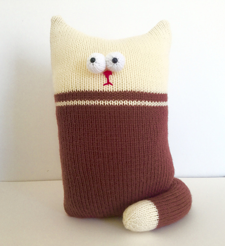 Ravelry: Cuddly Cats pattern by Butterflylove1