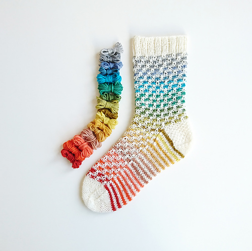 Ravelry: Calumma Socks pattern by Monika Soltysik