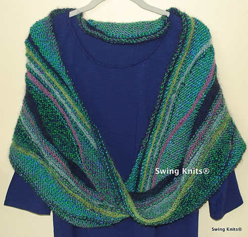 Ravelry: Infinity Cowl pattern by Brigitte Elliott