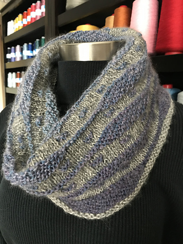 Ravelry: Ripples Cowl pattern by Brigitte Elliott