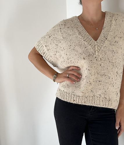 Ravelry: Ash Slipover V Neck pattern by Caidree