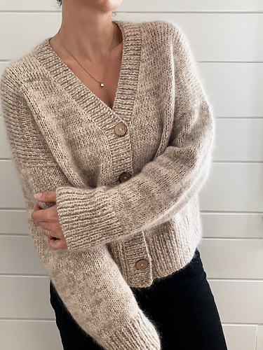 Ravelry: Home Cardigan pattern by Caidree