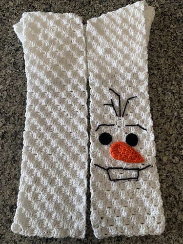 Ravelry: Olaf Scarf C2C pattern by Candice Maser