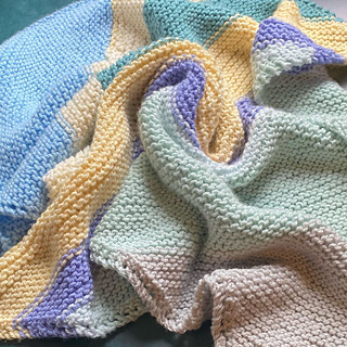 Ravelry: candyloucreations' Crosswise Baby Blanket