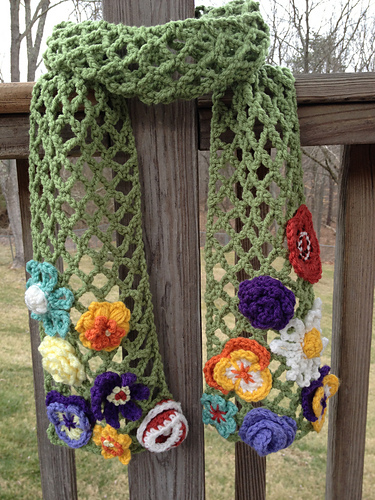Ravelry: caraosity's Abby's Garden Trellis Scarf