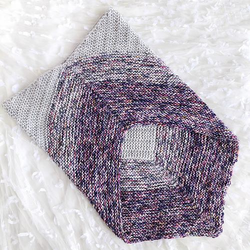 Ravelry: Misdirection pattern by Carissa Browning