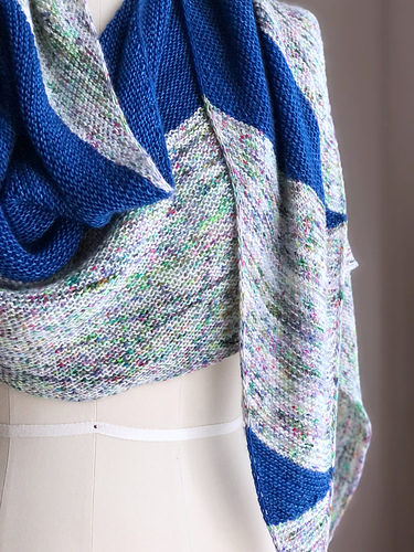 Ravelry: Lady Bird pattern by Carissa Browning