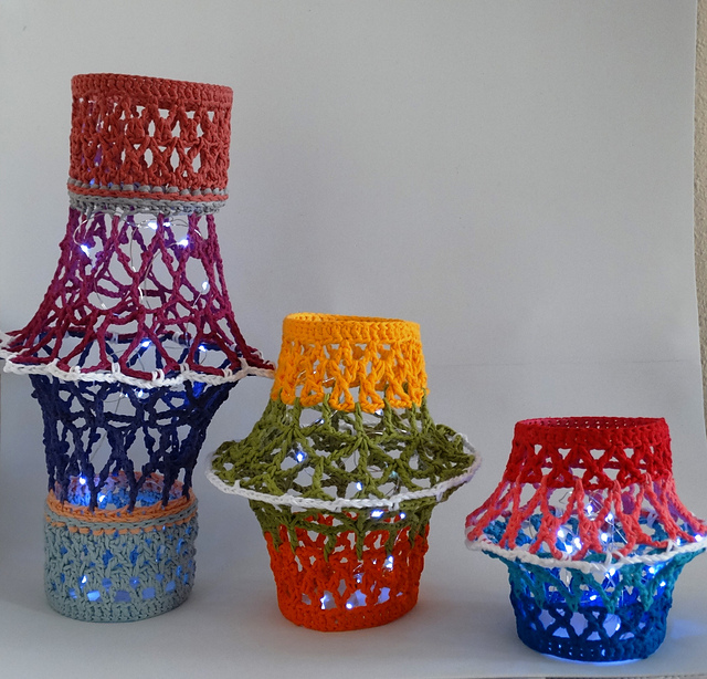 Ravelry: Cozy Lamp Trio Farolillo pattern by Carla Arenas