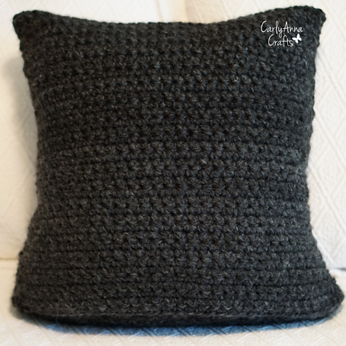 Ravelry: Country Christmas Tree Pillow pattern by Carly Correll