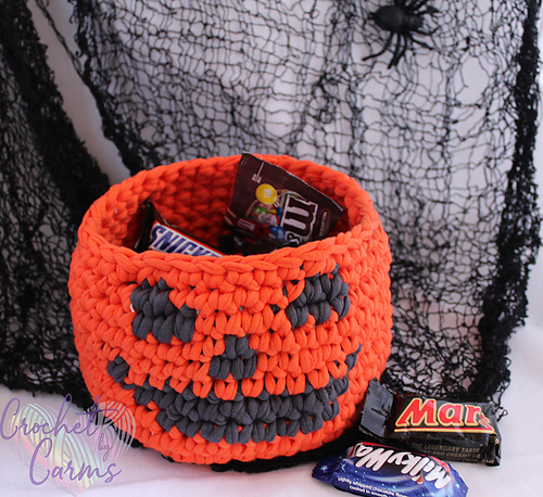 Ravelry: Jack-o'-lantern Basket pattern by Carmen Starick