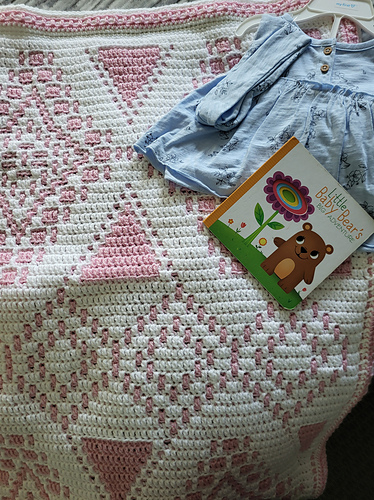 Ravelry: Diamond Vibes Mosaic Overlay Blanket/Throw pattern by Carol ...