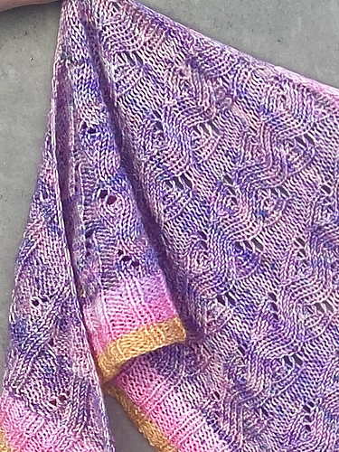 Ravelry: Desert Sunset Shawl pattern by Casapinka