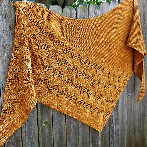 Ravelry: A Shelter from the Cold pattern by Lisa Hannes