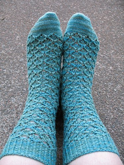 Ravelry: Coupling pattern by Deb Barnhill