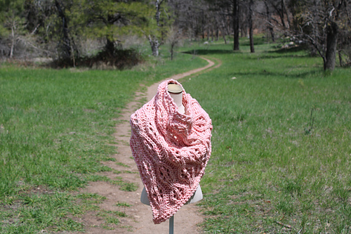 Ravelry: Shipton Lake pattern by Taiga Hilliard