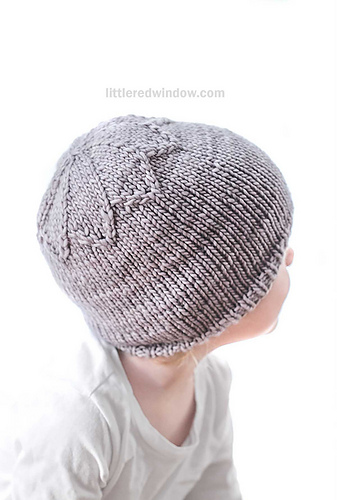 Ravelry: Petal Hat pattern by Cassandra May