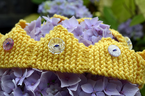 Ravelry: Simple Crown pattern by Elanor King