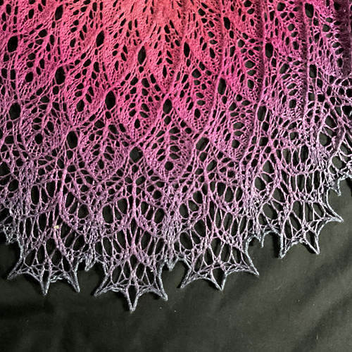 Ravelry: A Garland of Roses pattern by a catnach
