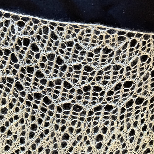 Ravelry: In Shadow of the Leaves pattern by a catnach