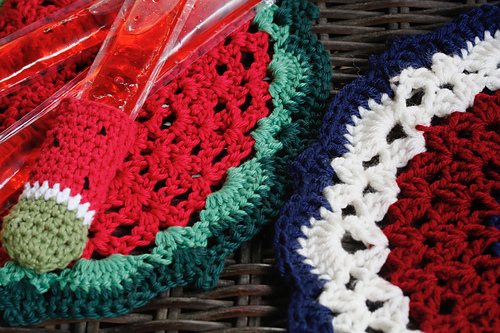 Ravelry: Mint Chocolate Chip Doily pattern by Cathleen Gorbatenko