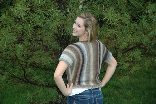 Ravelry: Side to Side Shrug pattern by Cheryl Beckerich
