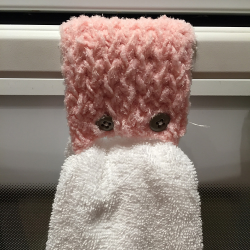 Ravelry: Feathered Towel Holder pattern by Taylor Coon