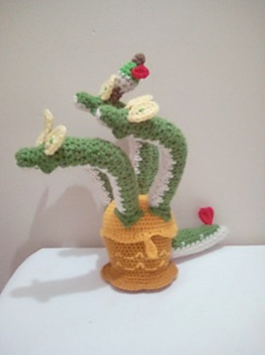 Ravelry: #1019 Hydrapple (Pokemon) pattern by Christjan Bee