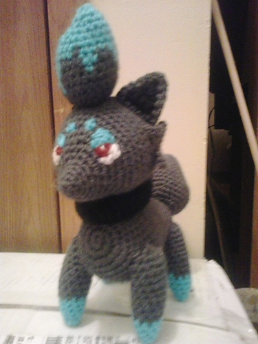 Ravelry: #570 Zorua (Pokemon) pattern by Christjan Bee