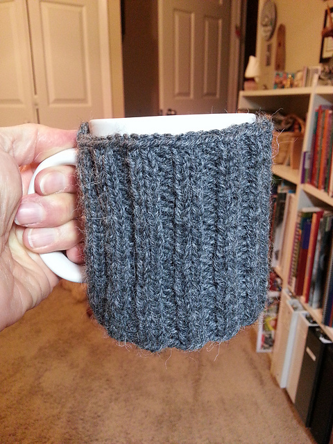 Ravelry: Mug Cozy, with tutorial! pattern by dani24