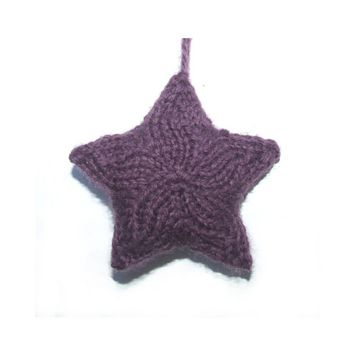 Ravelry: Knitted Christmas star pattern by Cecile Renaud