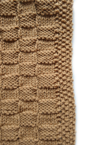 Ravelry: CHECKERS Scarf pattern by Cecilia Paterno