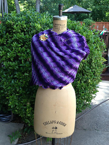 Ravelry: Clapotis for Loom Knitters pattern by Charity Windham