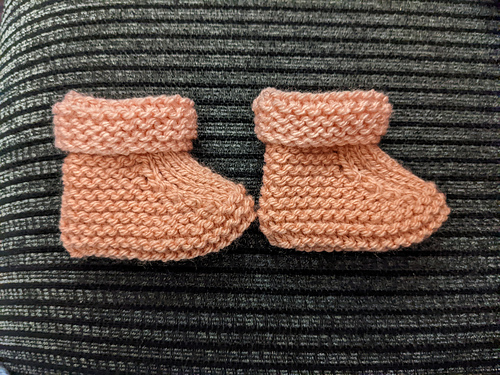 Ravelry: Babbity Baby Booties pattern by marianna mel
