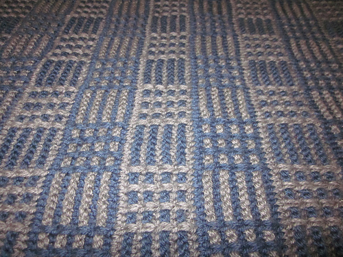 Ravelry: Pretty Woven-Look Rug pattern by Patons